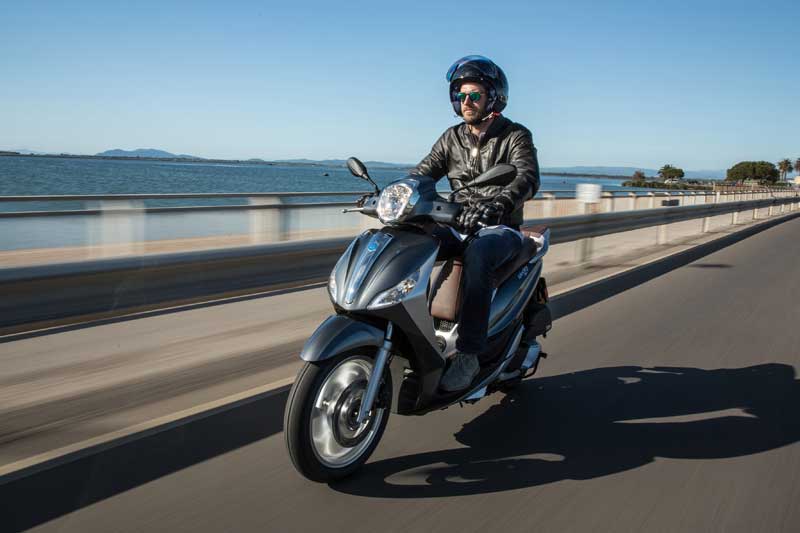 Browse the Piaggio Range - Olivers Motorcycles - Brisbane